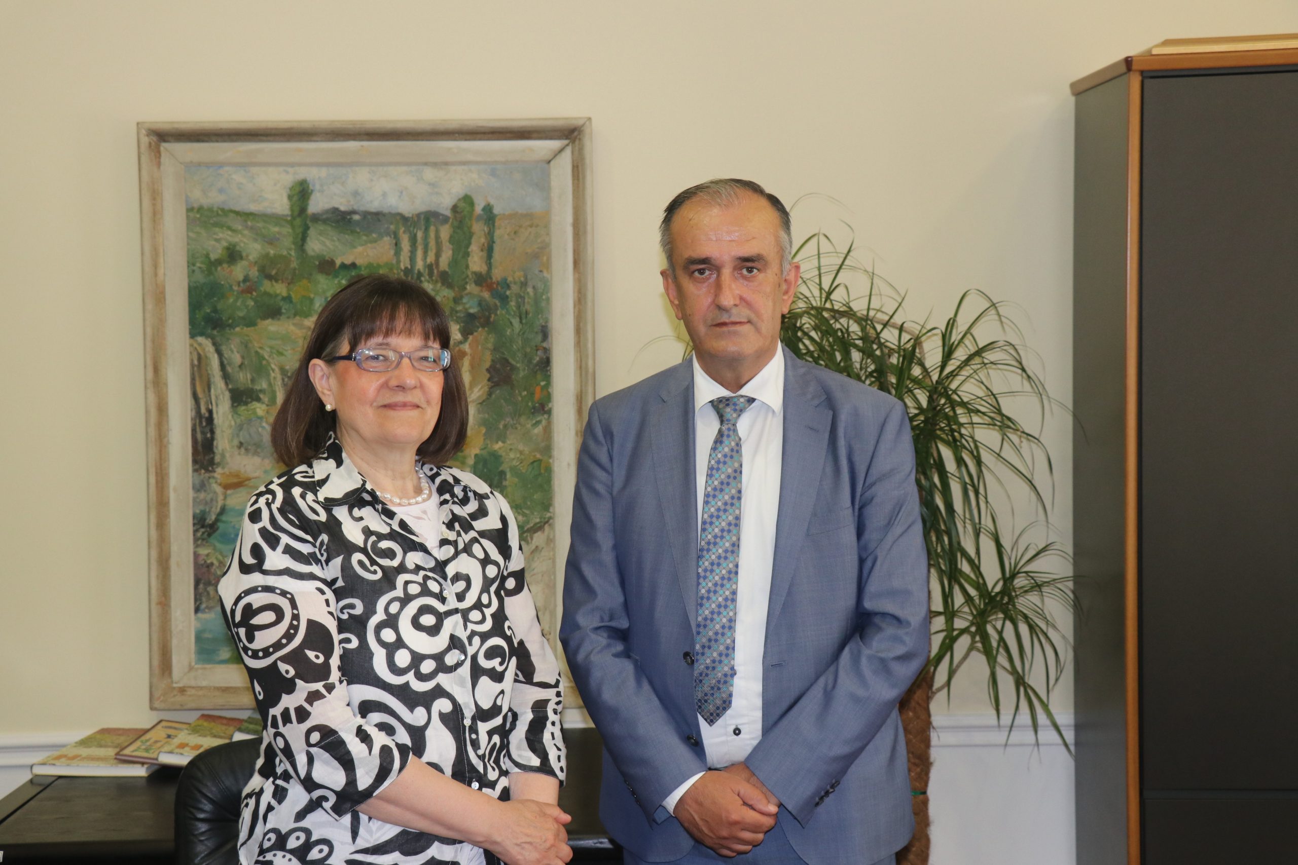 FOTO: Zdravka Bušić s Nevenkom Barbarićem obišla Ljubuški - Ljubuški na ...