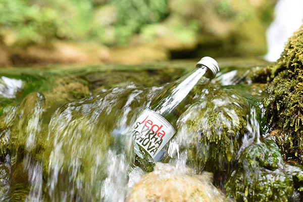 PRIRODNA IZVORSKA VODA LEDA – S VRHA VRHOVA - Ljubuški na dlanu